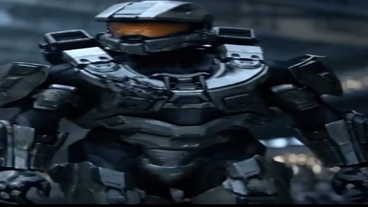 Wide Master Chief walking but he's always in frame - YouTube