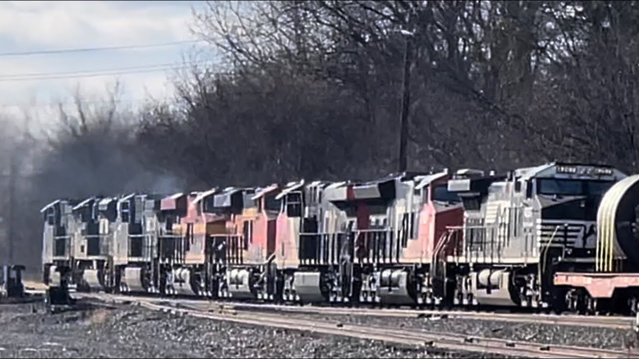 2 8 LOCOMOTIVE CONSISTS with CN BNSF AND KCS, 8 AXLE FLAT CAR, Berea ...