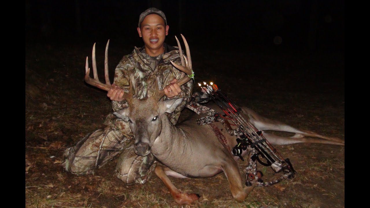 Hmong deer hunting - Wisconsin Monster Buck - YouTube