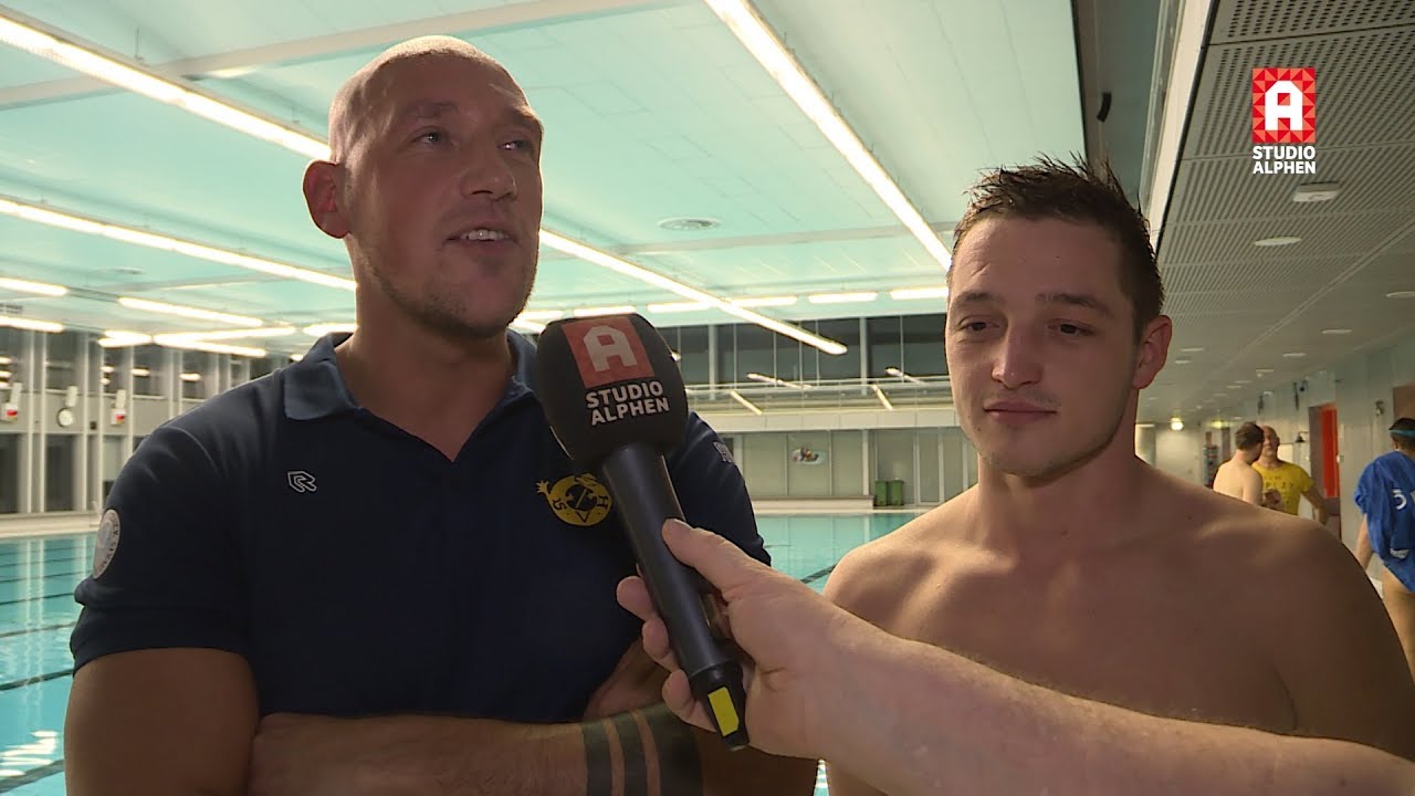 Tim van Gulik en Milos Filipovic na AZC Alphen - SVH - YouTube