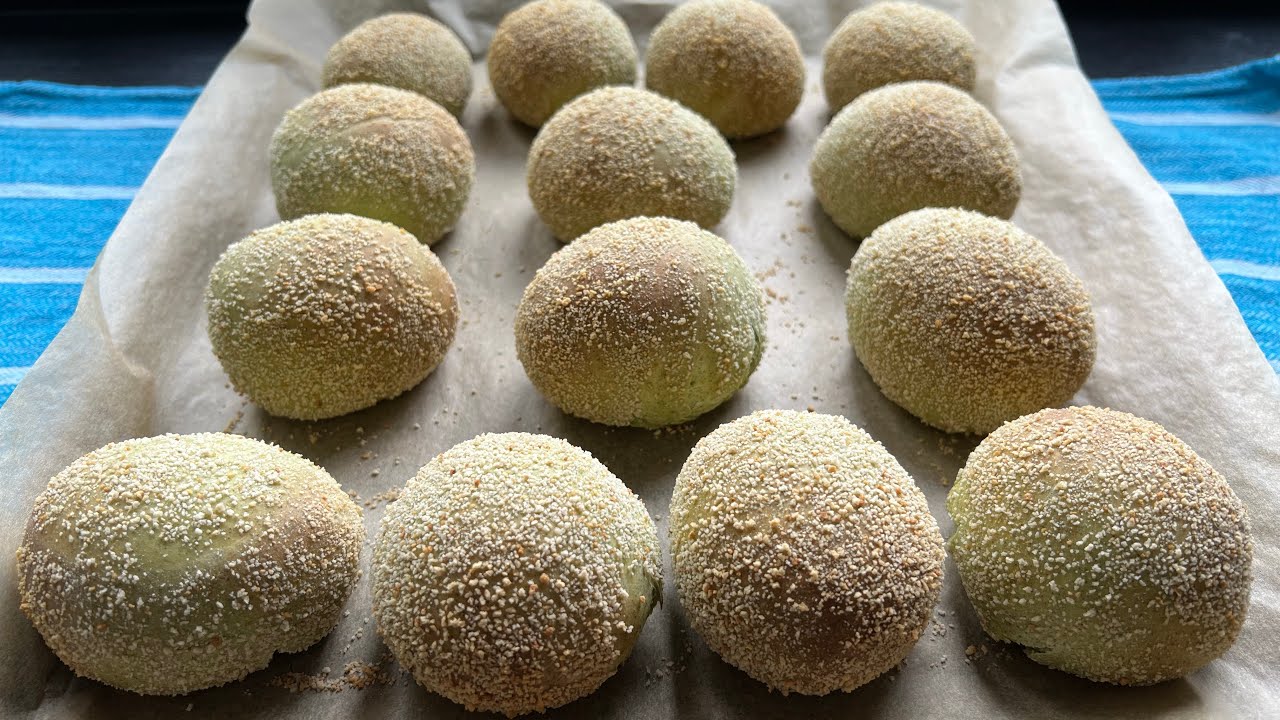 Pandesal With Malunggay Recipe - YouTube