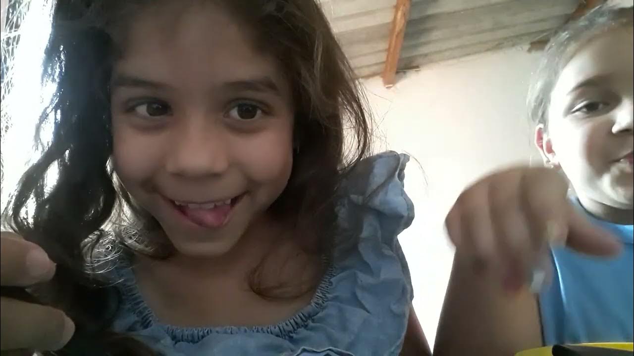 vídeo comendo com minha prima - YouTube