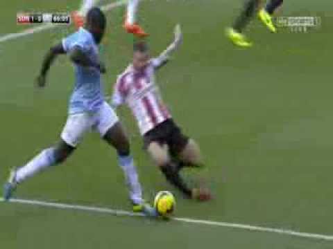 Micah Richards dive