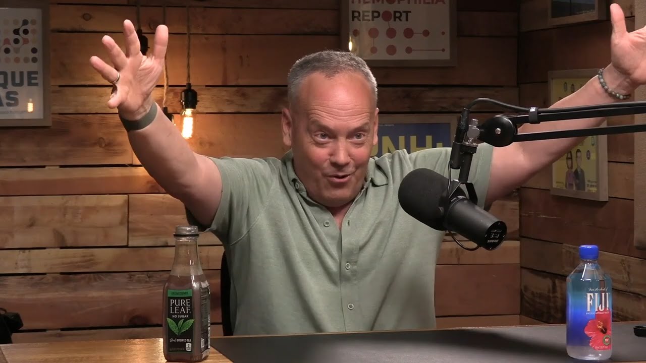 Dee Bradley Baker Talks Iconic Voice Acting Roles & Fan Love - YouTube