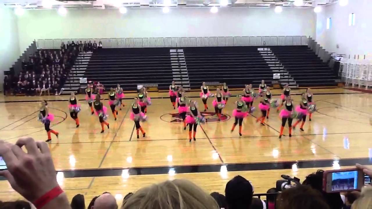 80s Pom Competition - YouTube