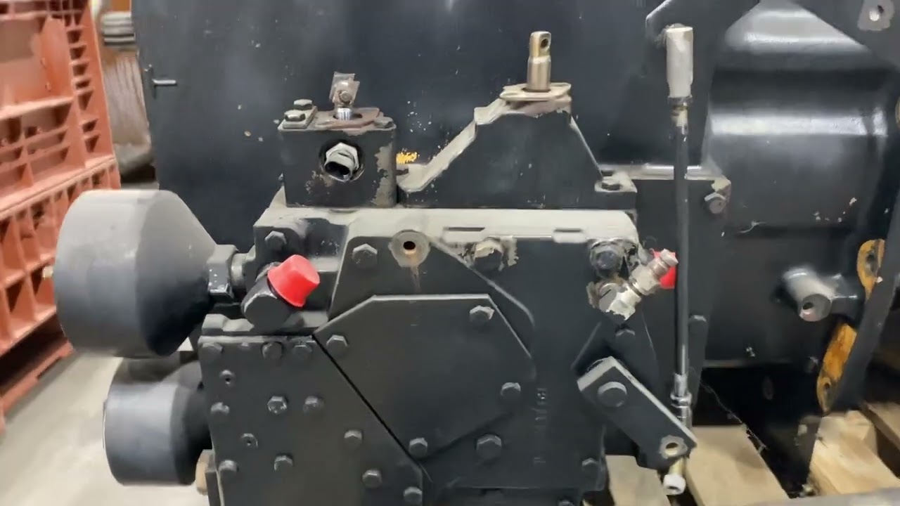 Case IH Magnum PowerShift Valve - YouTube