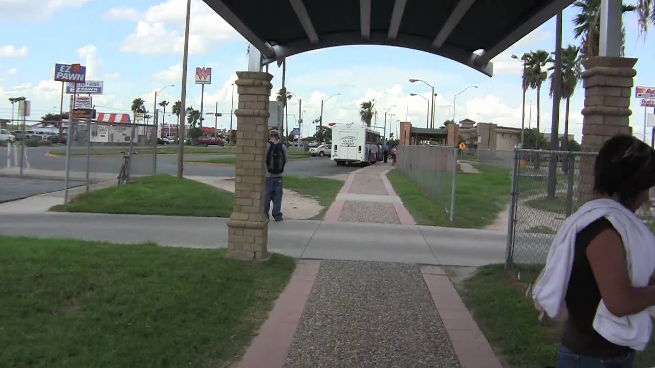 McAllen Texas Border Crossing X ray Machines August 4 2010 - YouTube