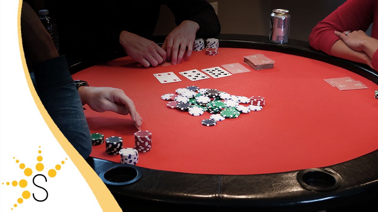 Sunnydaze 6-Player Folding Round Poker Table with Cushioned Rail and ...