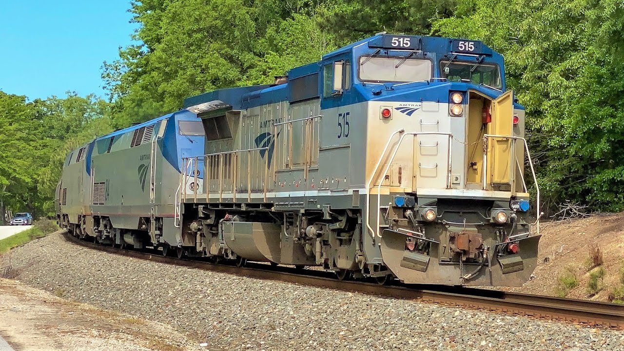 Amtrak B32-8WH 515 Leads Silver Star 92! - YouTube