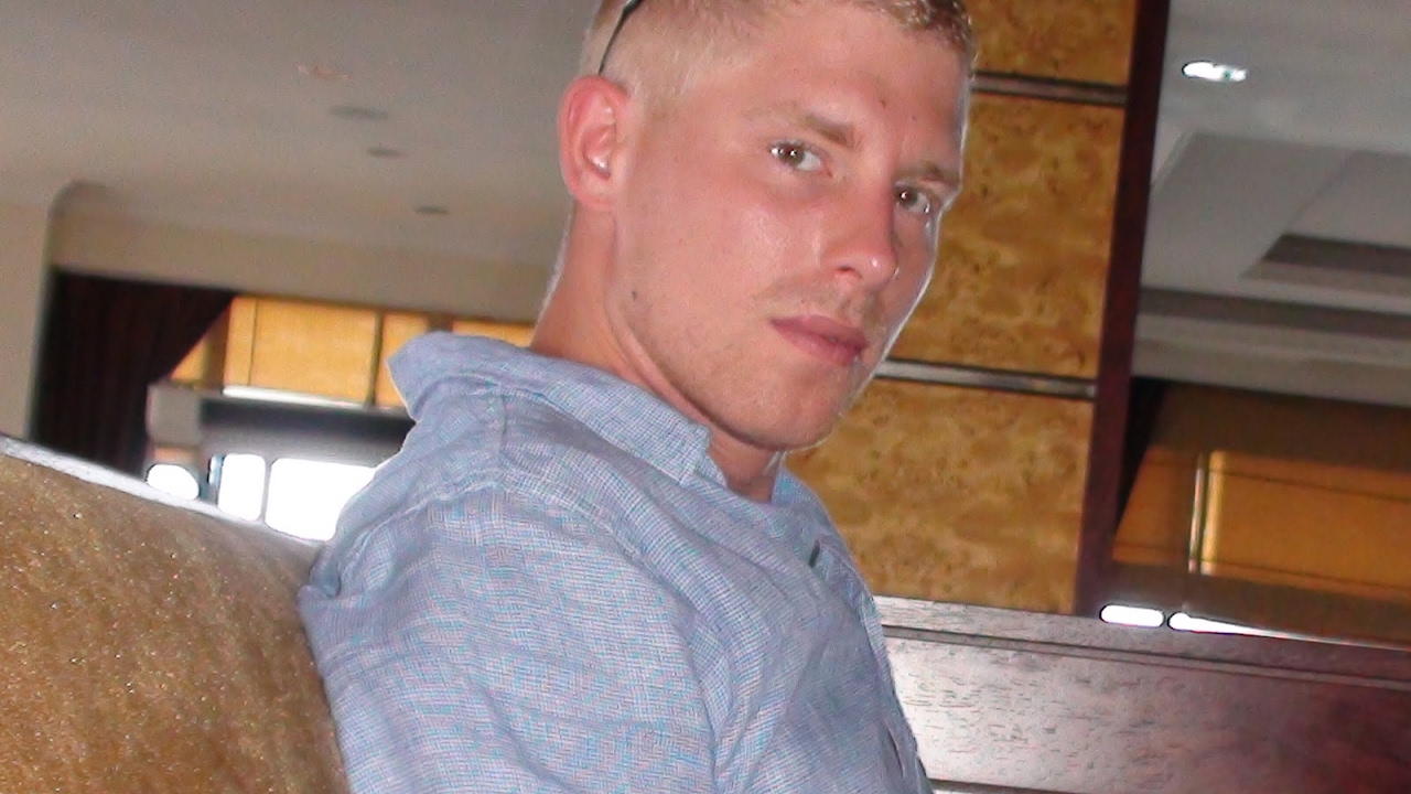 Live stream Nick De Jonge - YouTube