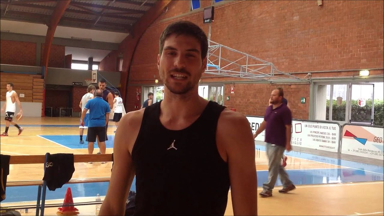 Diego Monaldi, il playmaker della Liomatic Cus Bari si presenta ai ...