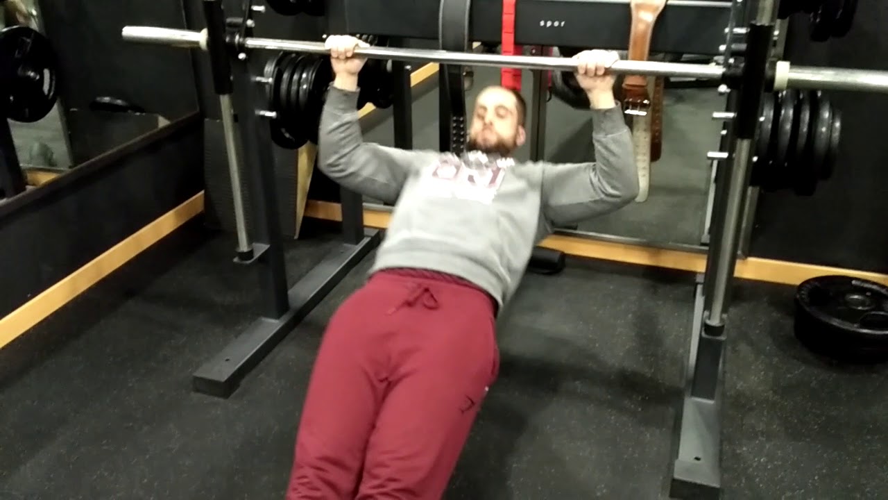 Remo invertido en multipower - YouTube