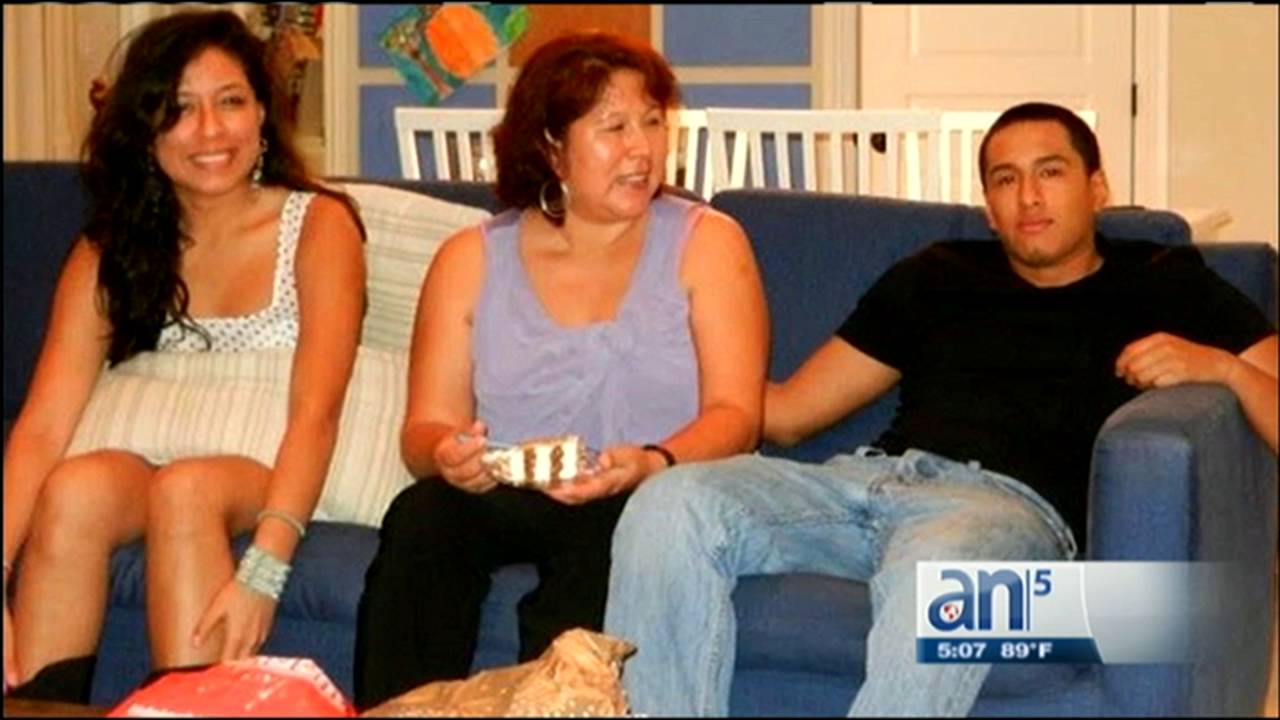 Se presenta en corte Franklin Chávez - América TeVé - YouTube