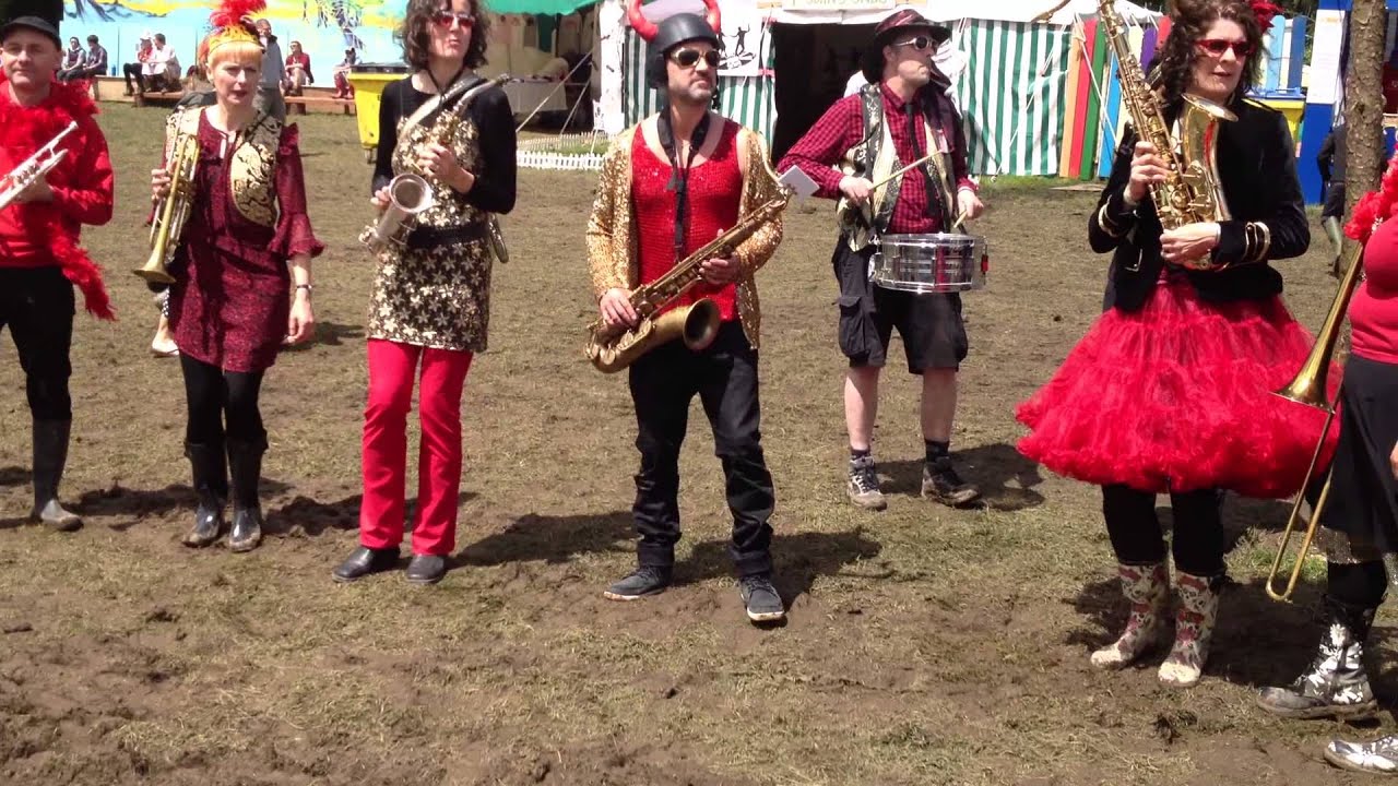 The Peace Artists - Beatherder 2012 - YouTube