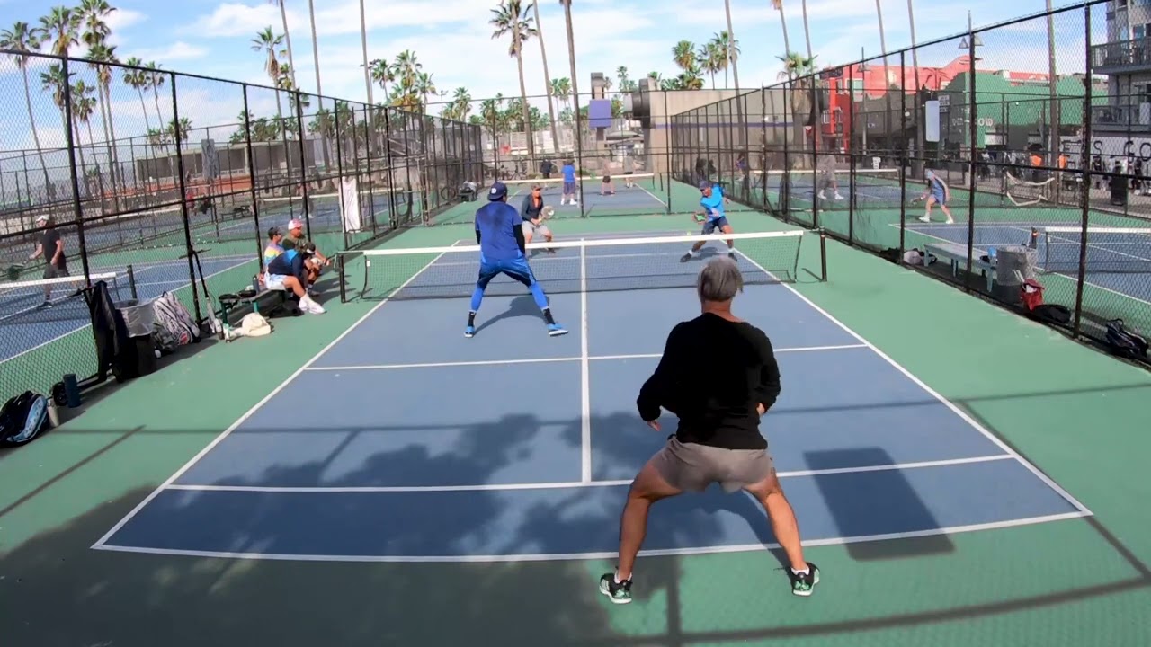 4 LEGENDS PLAY POP TENNIS (PADDLE TENNIS) - YouTube