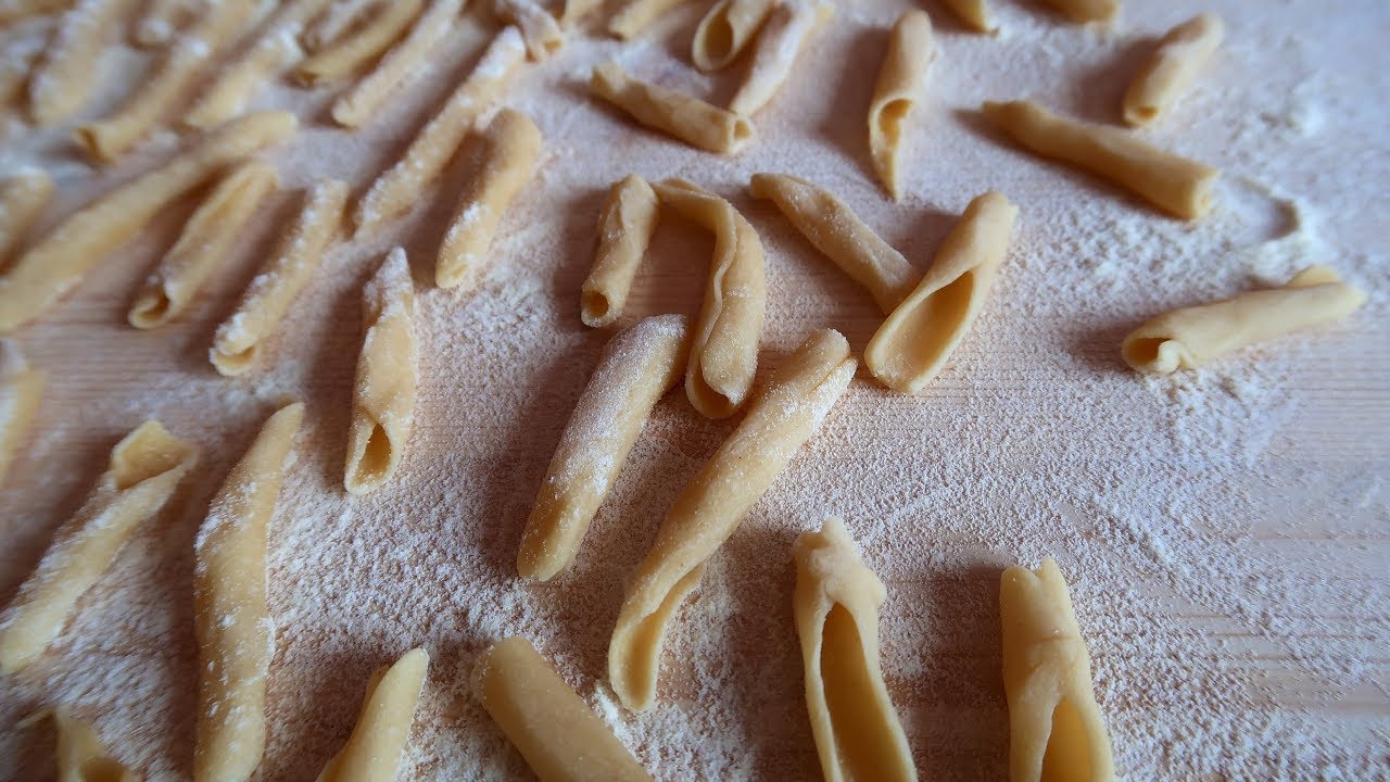 How to make fresh PASTA with SUSHI STICKS - YouTube