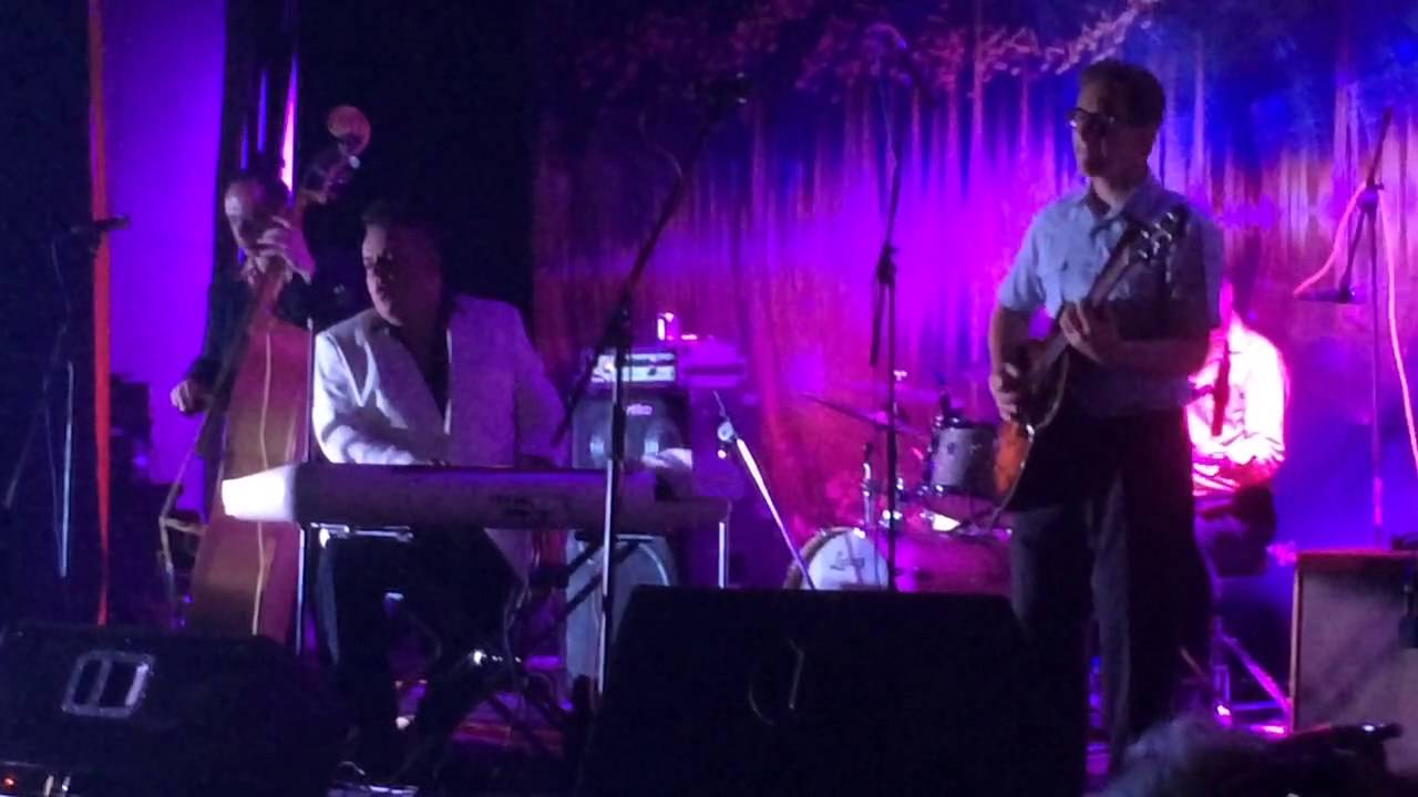 Mike Sanchez Band - Shirley & Sapphire - Wells Carnival 2016 - YouTube