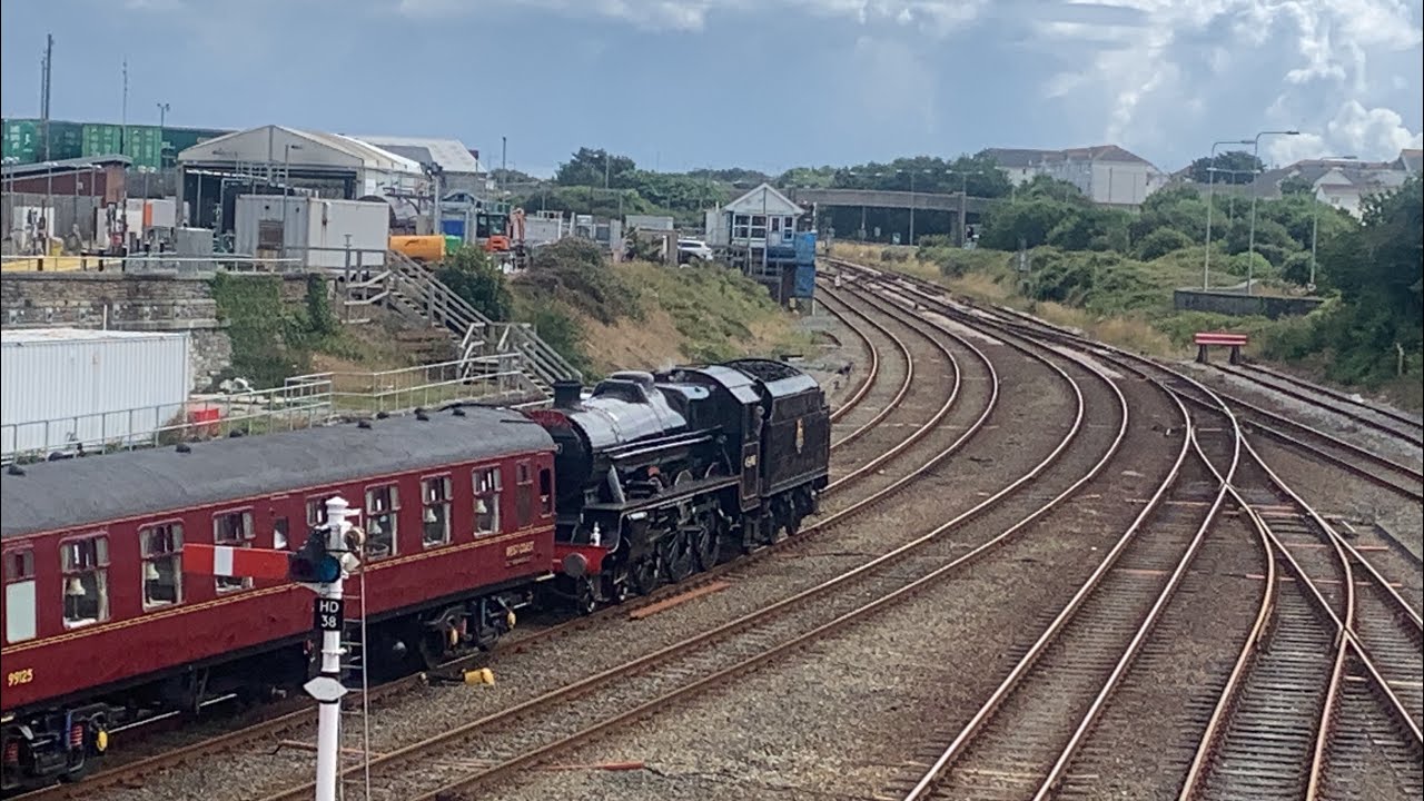 Leander steam locomotive no.45690 in bangor 16/07/23 - YouTube