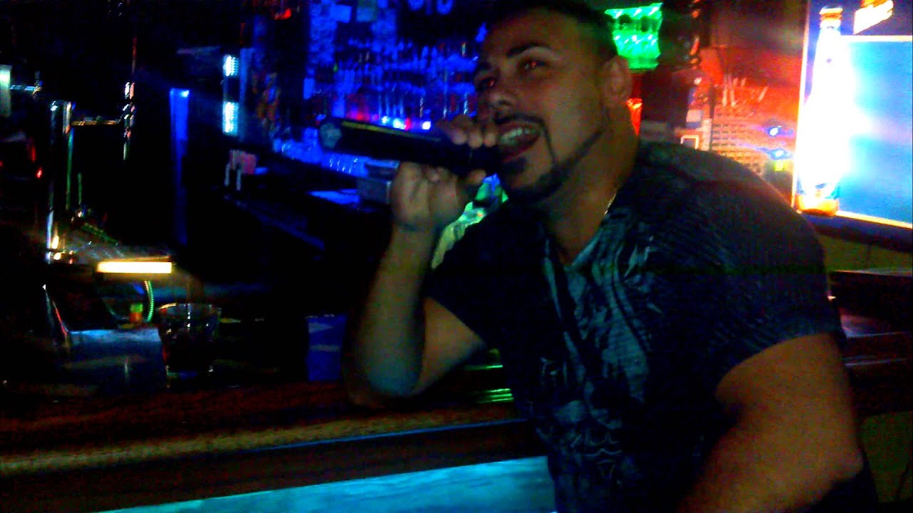 Johnny Cross... BoyzIIMen... - YouTube