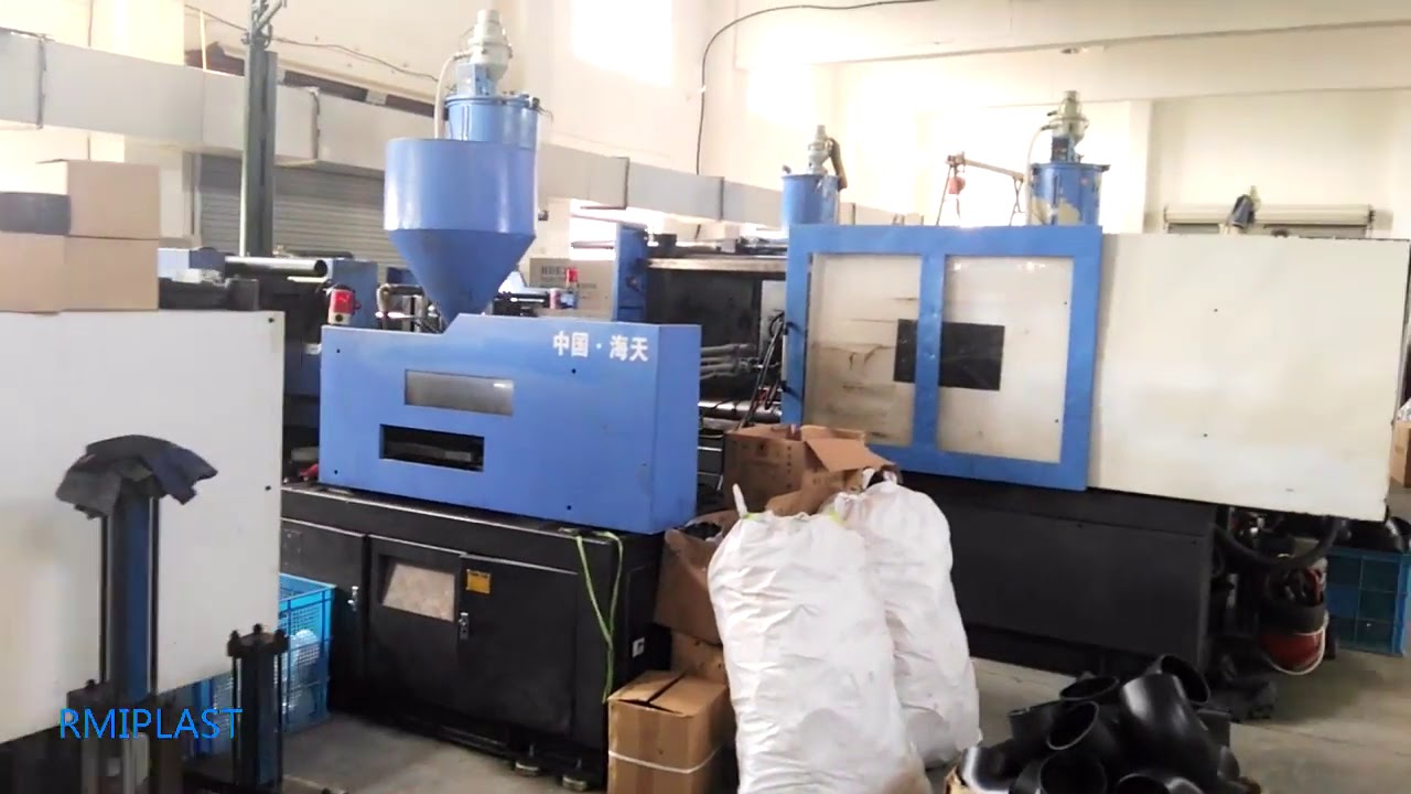 plastic pipe fittings injection molding workshop - YouTube