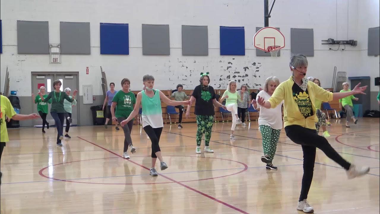 SAINT PATRICKS DAY 2021 - IRISH LINE DANCE - YouTube