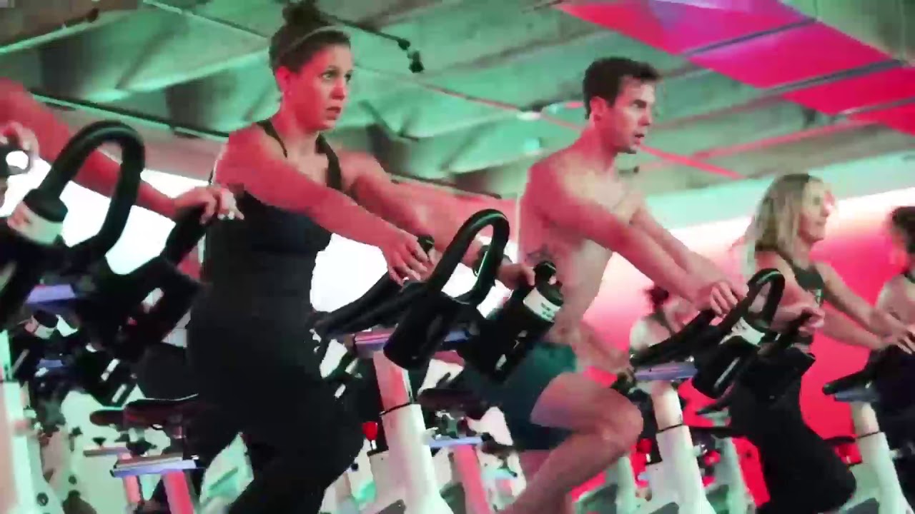 Mojo Cycling Shoot Kansas City Plaza - YouTube