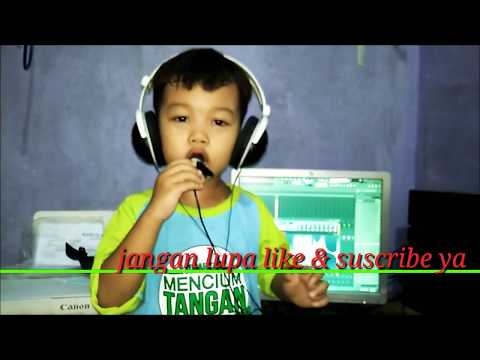 Adek Belajar berhitung