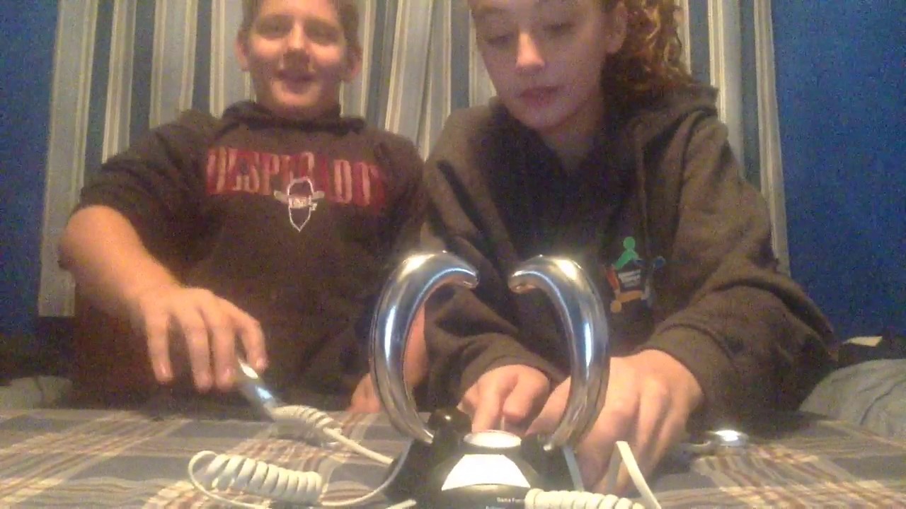 The LIGHTNING REFLEX game review - YouTube