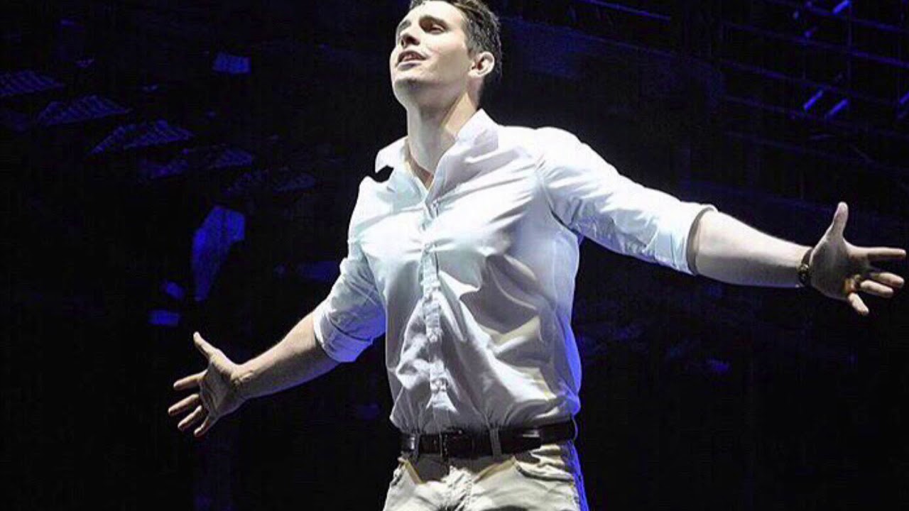 Maria -Kevin Hack - West Side Story - YouTube