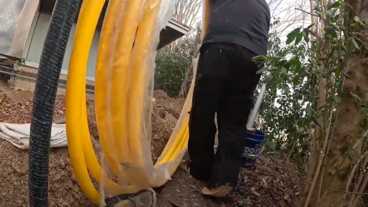Replacing Gas Risers On MLK Day #gasleak - YouTube