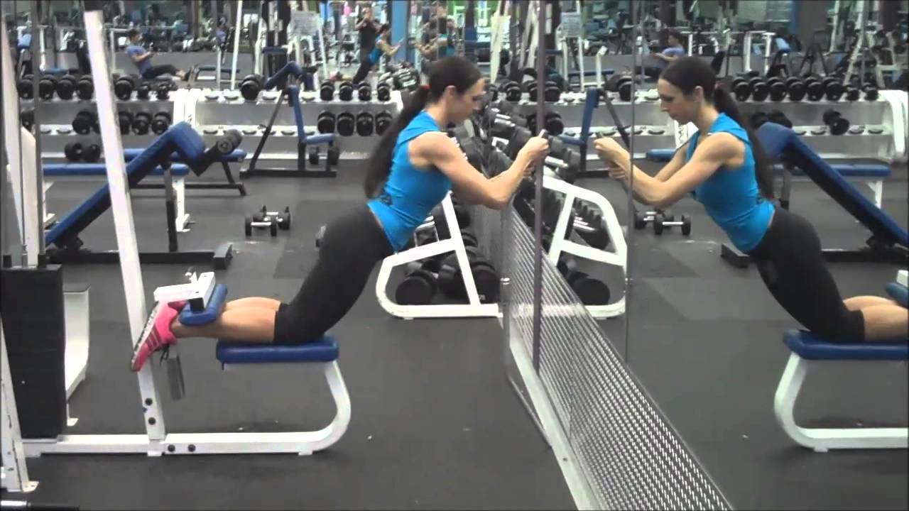 Kneeling Hamstring Extensions - YouTube