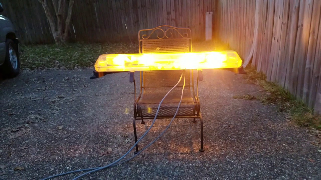 Strobes n More ebeacon custom rota beam style lightbar - YouTube