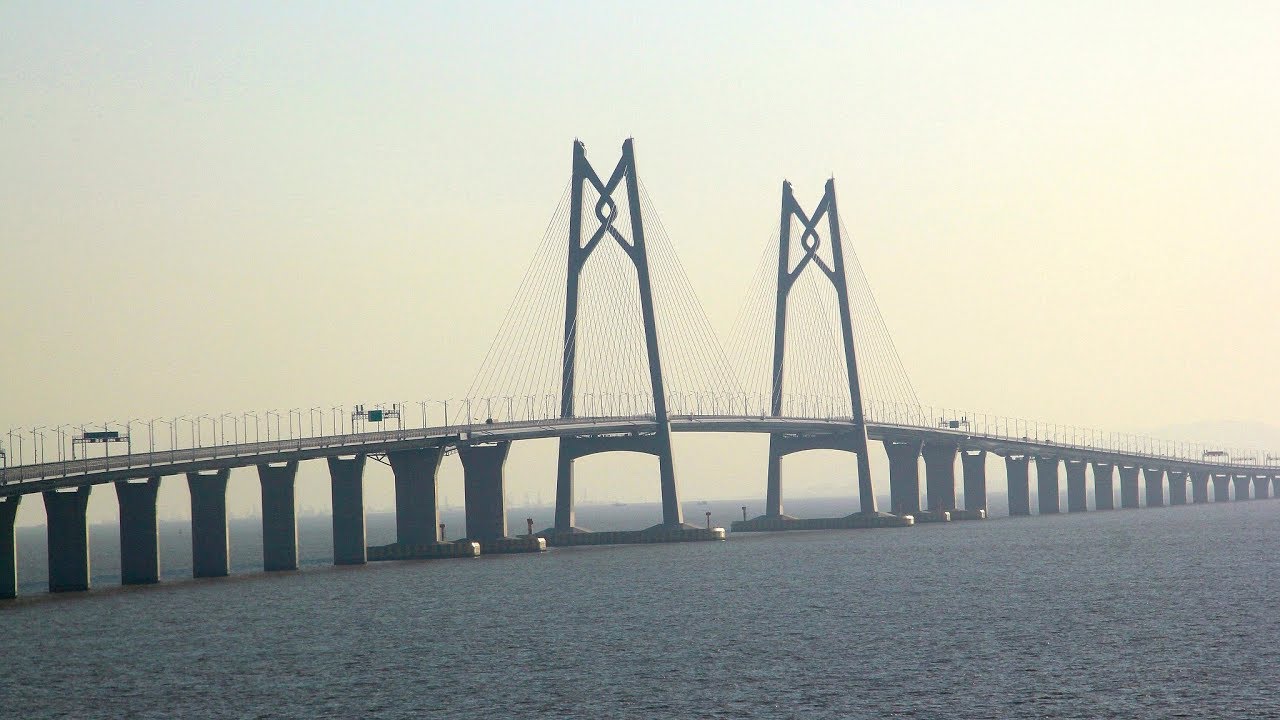The world's longest sea-crossing bridge welcomes 78,000 commuters on ...