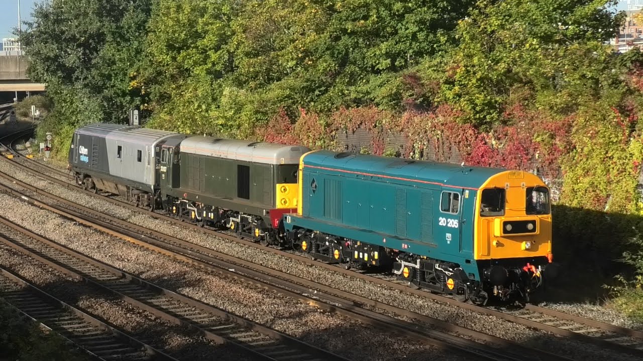 20205 + 20007 - Chiltern 82 Move , Bristol 28-09-24 - YouTube