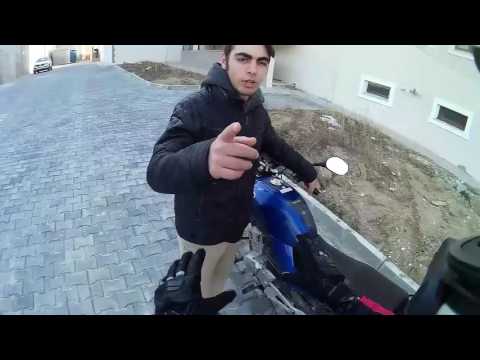 Kamera gören masum köylü:)