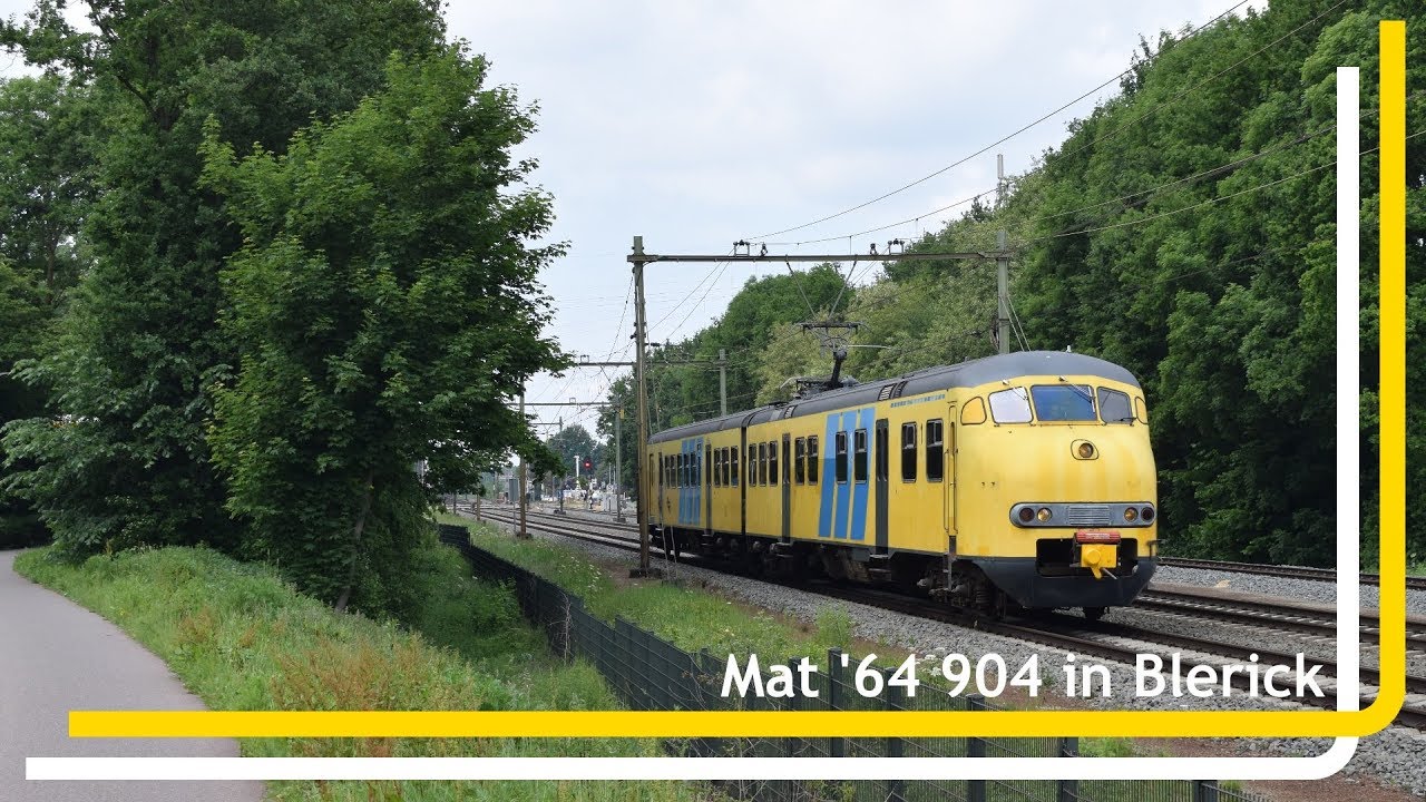 Mat '64 904 komt door Blerick - YouTube