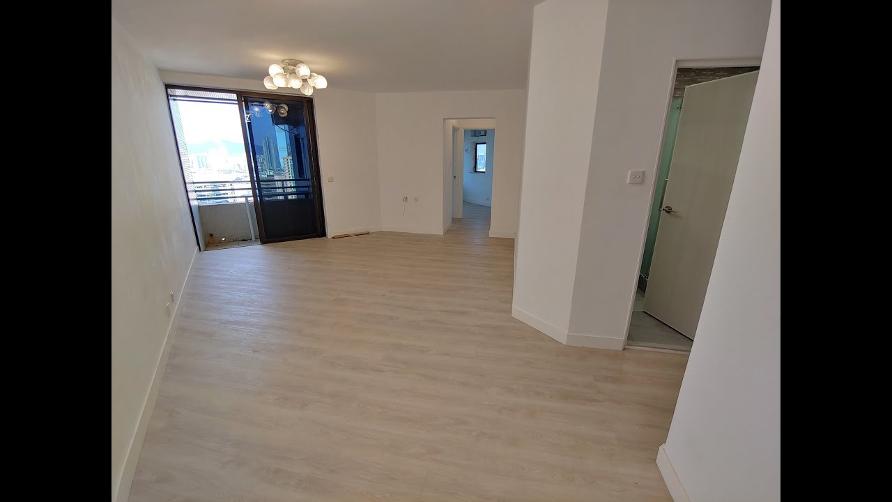 *private balcony* Sai Ying Pun $37,000 net 786, 3 bedrooms, Euston ...