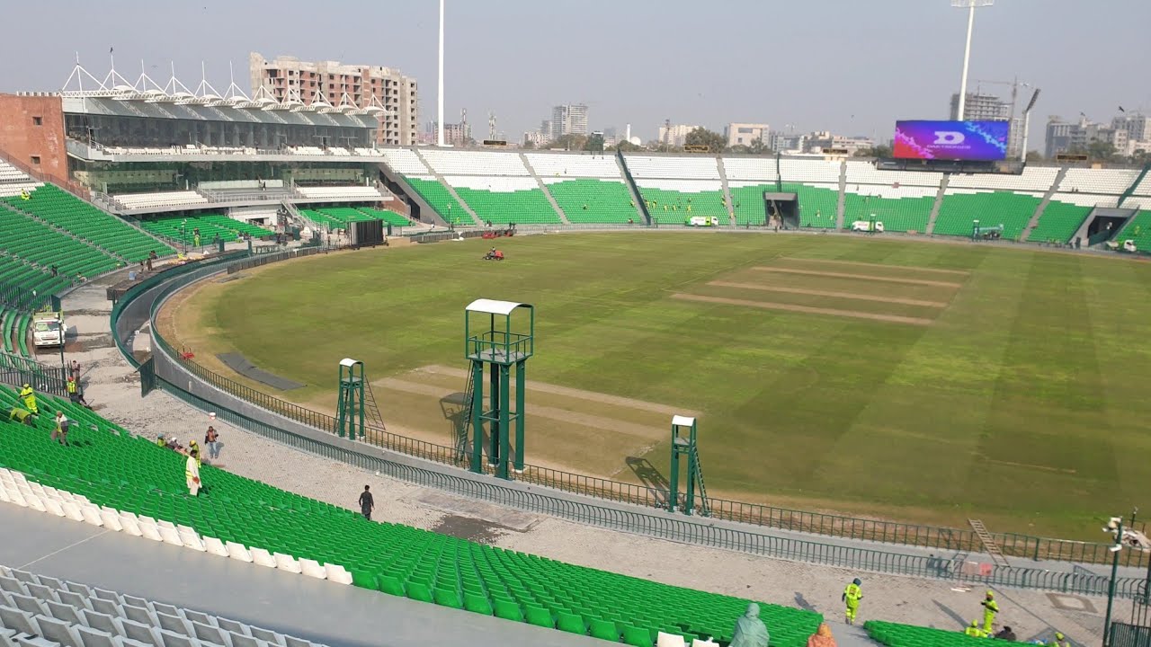 Gaddafi stadium say General enclosure ka view. - YouTube