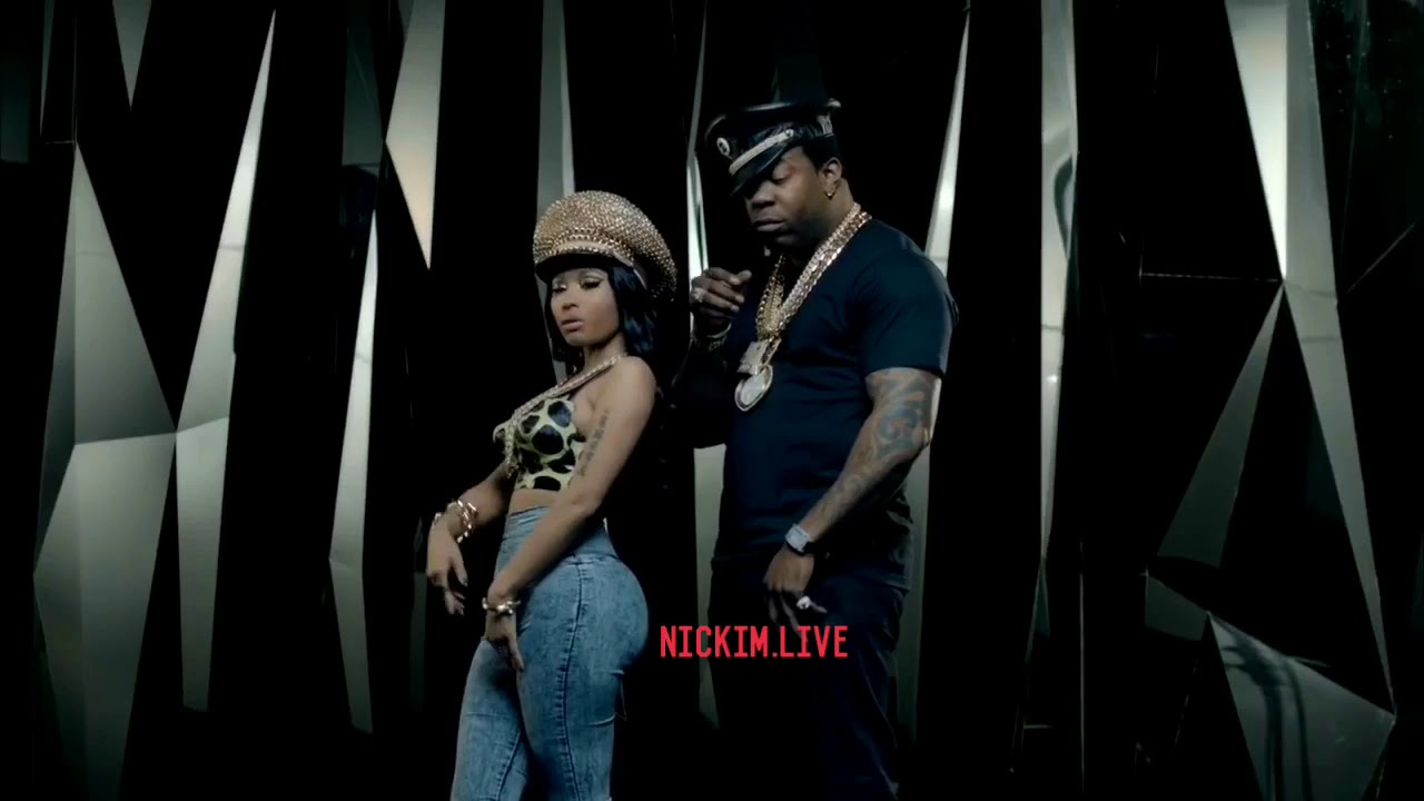 Nicki minaj -no flex zone (official video) verse - YouTube