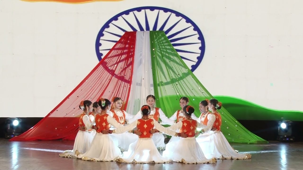 Neerja Modi School Performance in D'Fest 2022 - YouTube