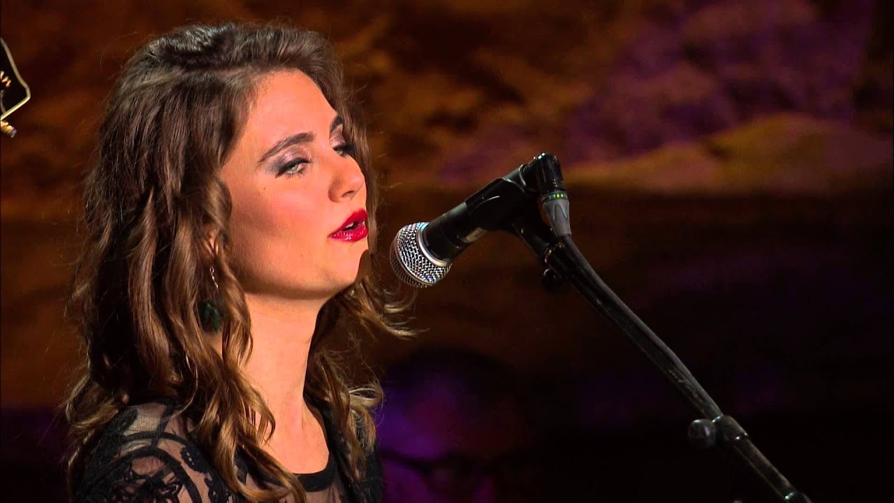 Bluegrass Underground Season FIVE featuring The Quebe Sisters! - YouTube