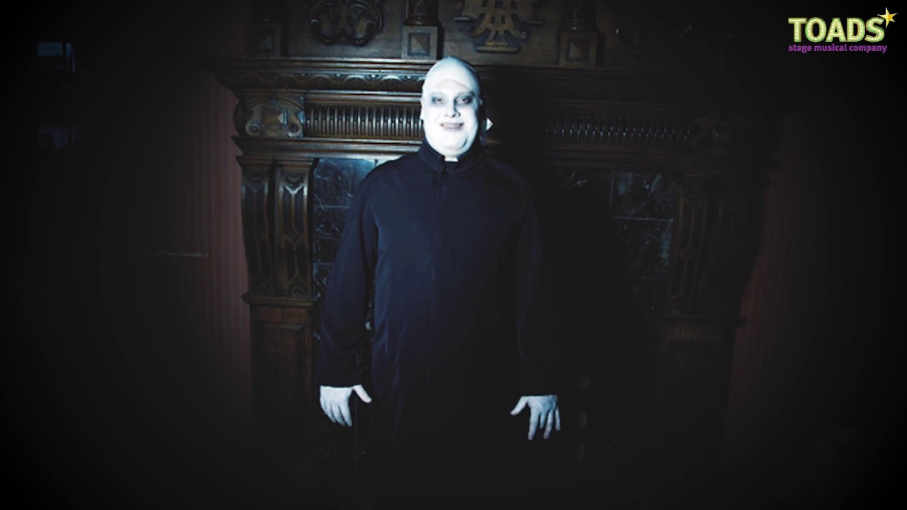 The Addams Family - June 2019 - Uncle Fester - YouTube