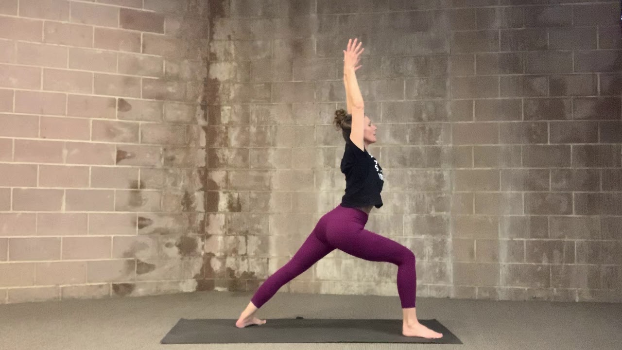 20 MINUTE YOGA BREAK TO NOURISH BODY AND MIND - YouTube