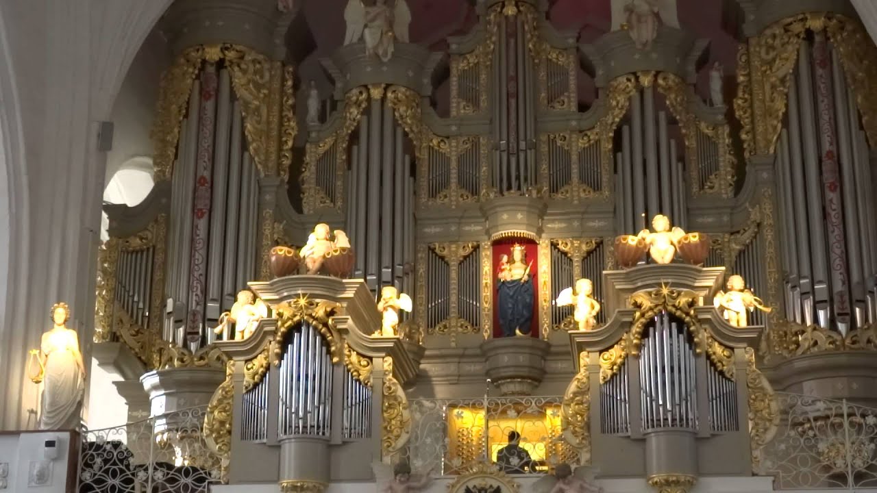 The Pipe Organ of German Cathedral in Kaliningrad plays - YouTube