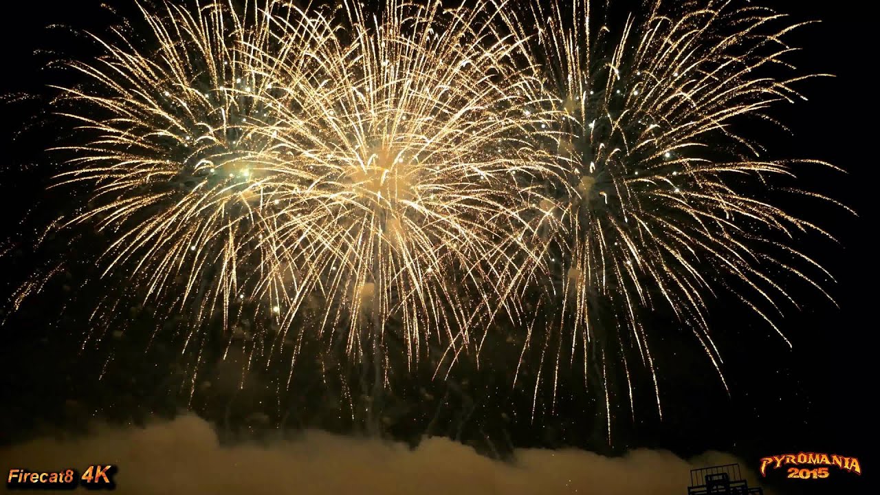 【4K】Sky Wars 2015 (formerly Pyromania) - Closing Pyromusical by RKM ...