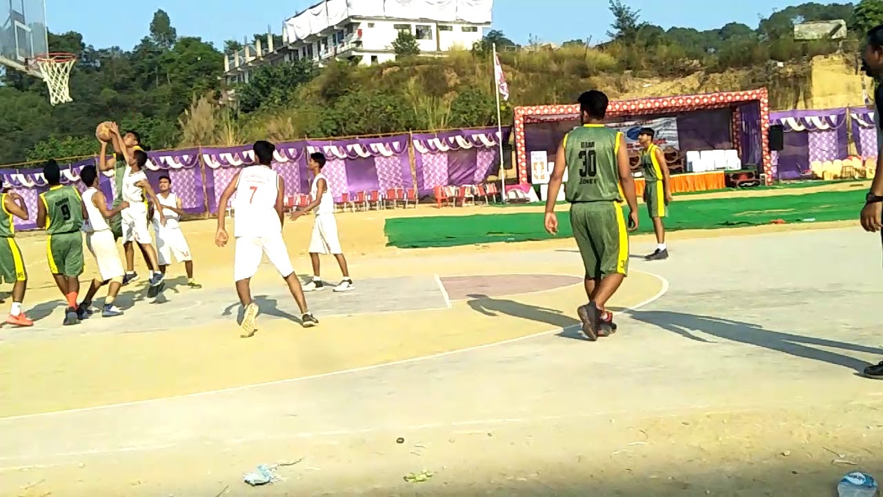 Basketball match - YouTube