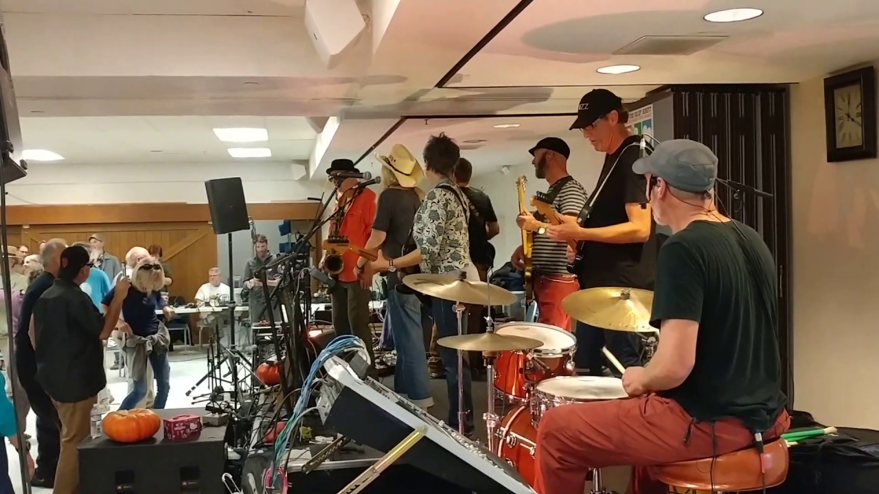 Mumbo Gumbo live - YouTube
