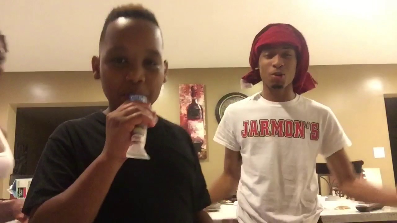 #1st challenge video 😼 - YouTube
