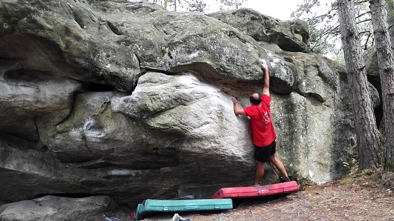 La Selle Orientale (7A), Gorge aux Châts, Fontainebleau - YouTube