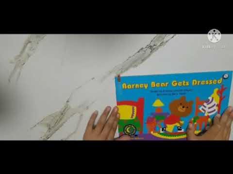 영어책 읽기 Barney Bear 🐻 Gets Dressed - YouTube